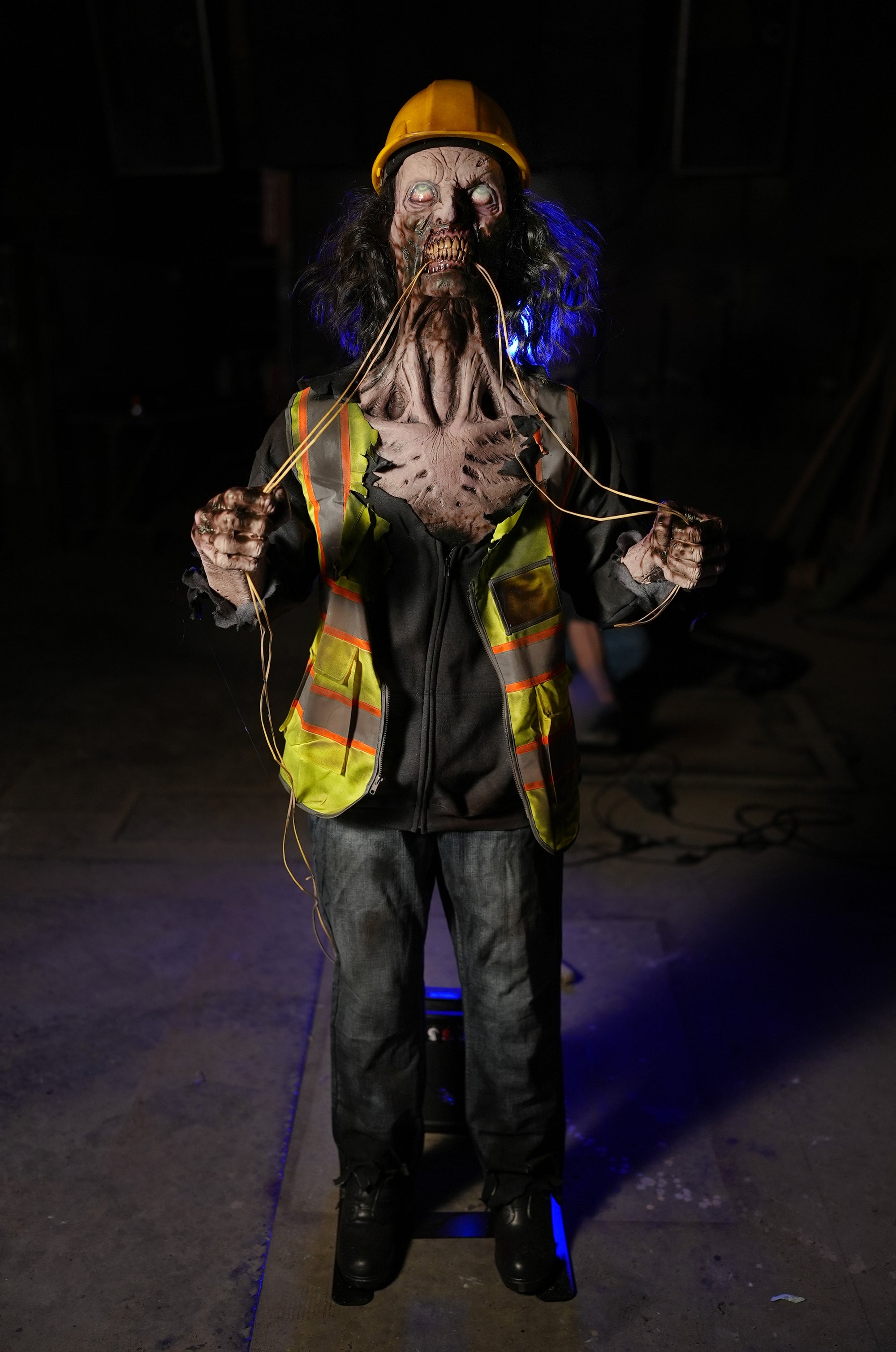Electric Zombie Halloween Animatronic Prop For Sale Online ...
