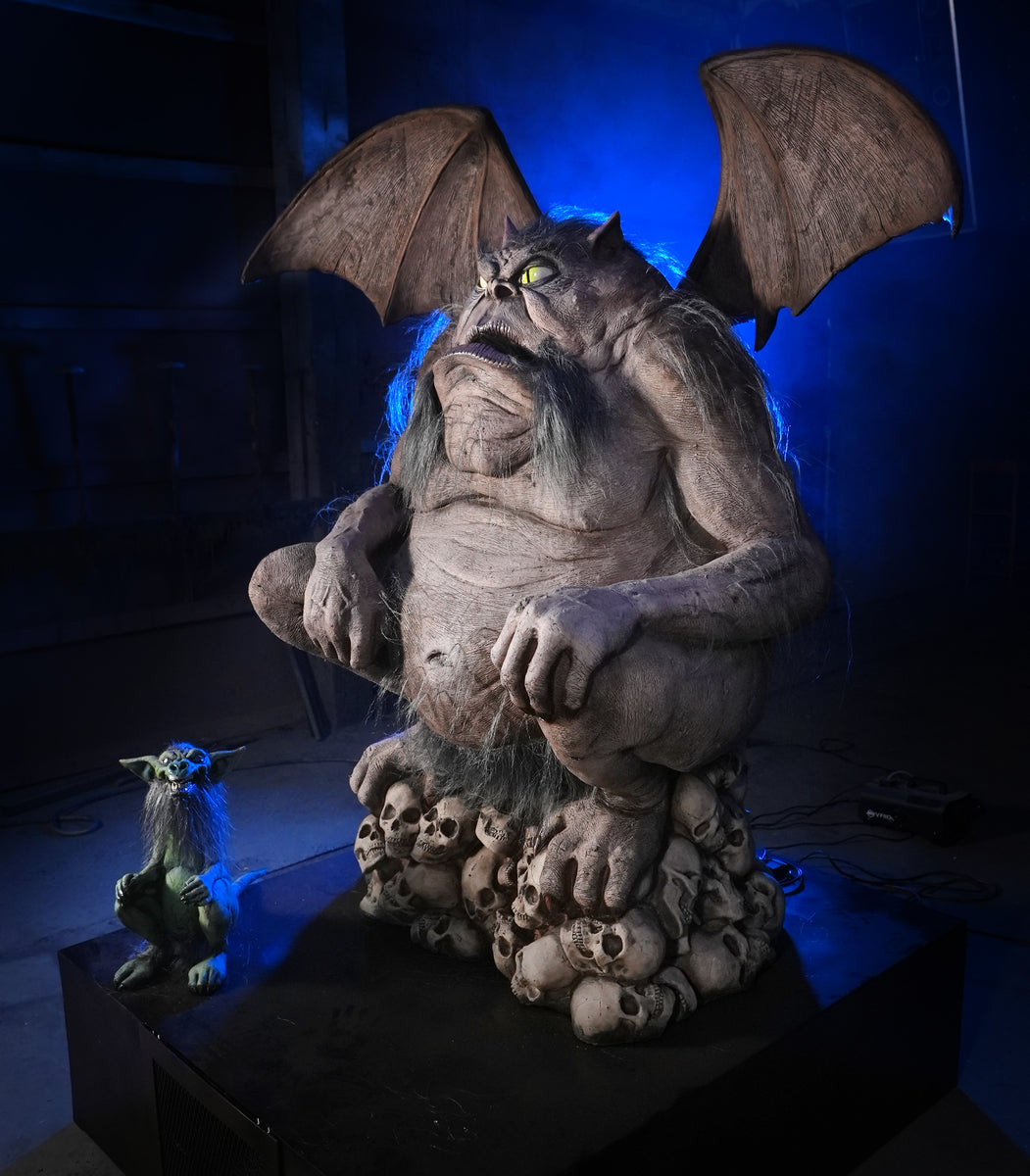 Grumpy Gargoyle and Bobo Animatronic Talk Back and Forth – Distortions ...