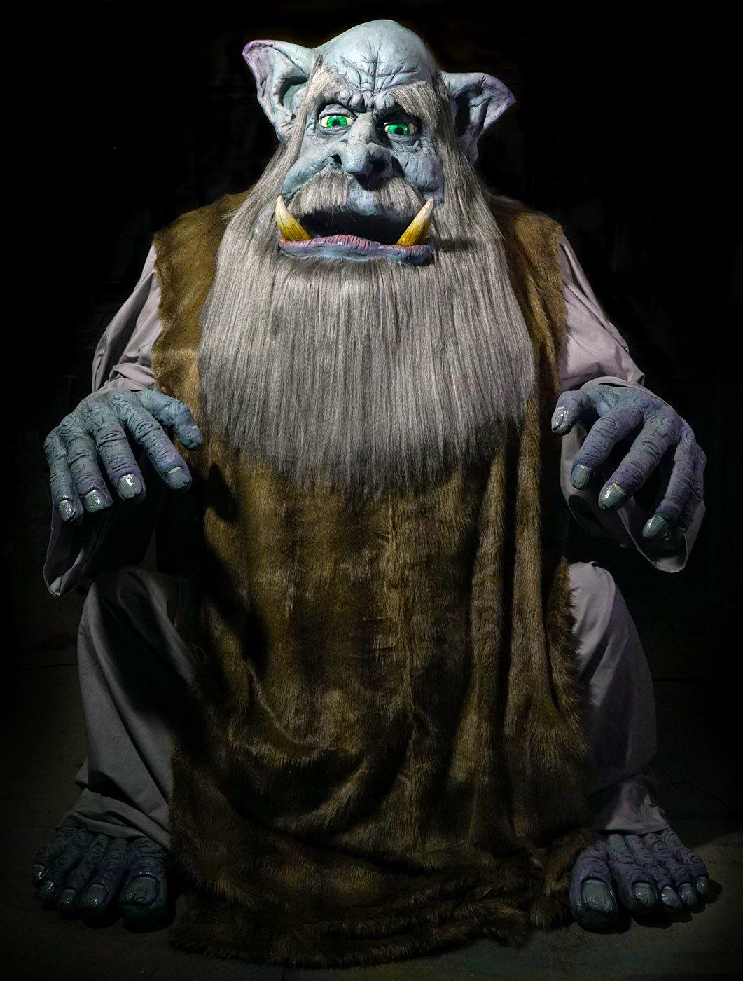 Colossus Animatronic Giant Prop Stands Over 11 Feet Tall and Talks ...