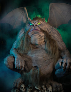 Gargoyle Props and Animatronic Gargoyles for Halloween Haunt Scenes ...