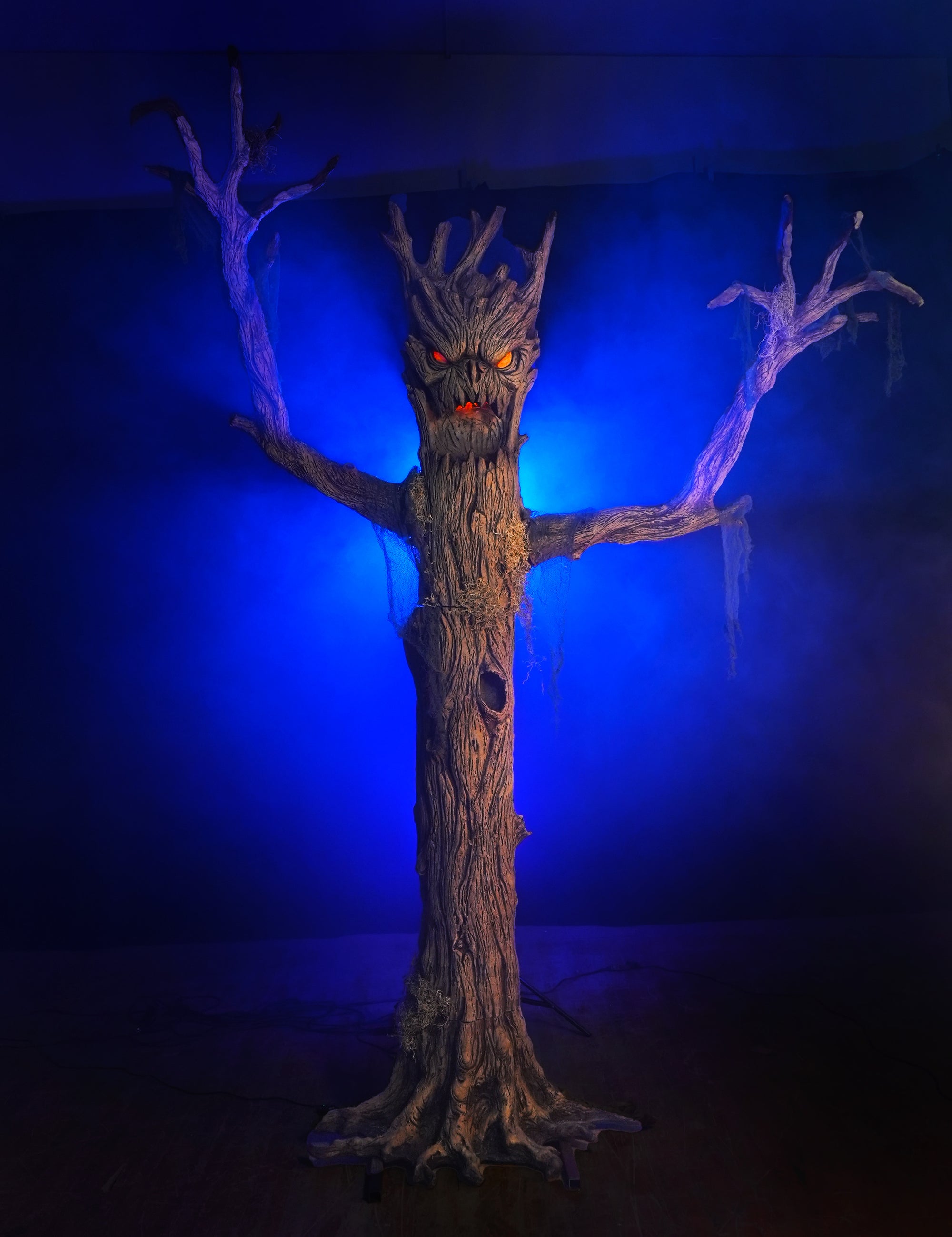 Haunted Tree Giant Halloween Prop Decoration for Scary Scenes ...