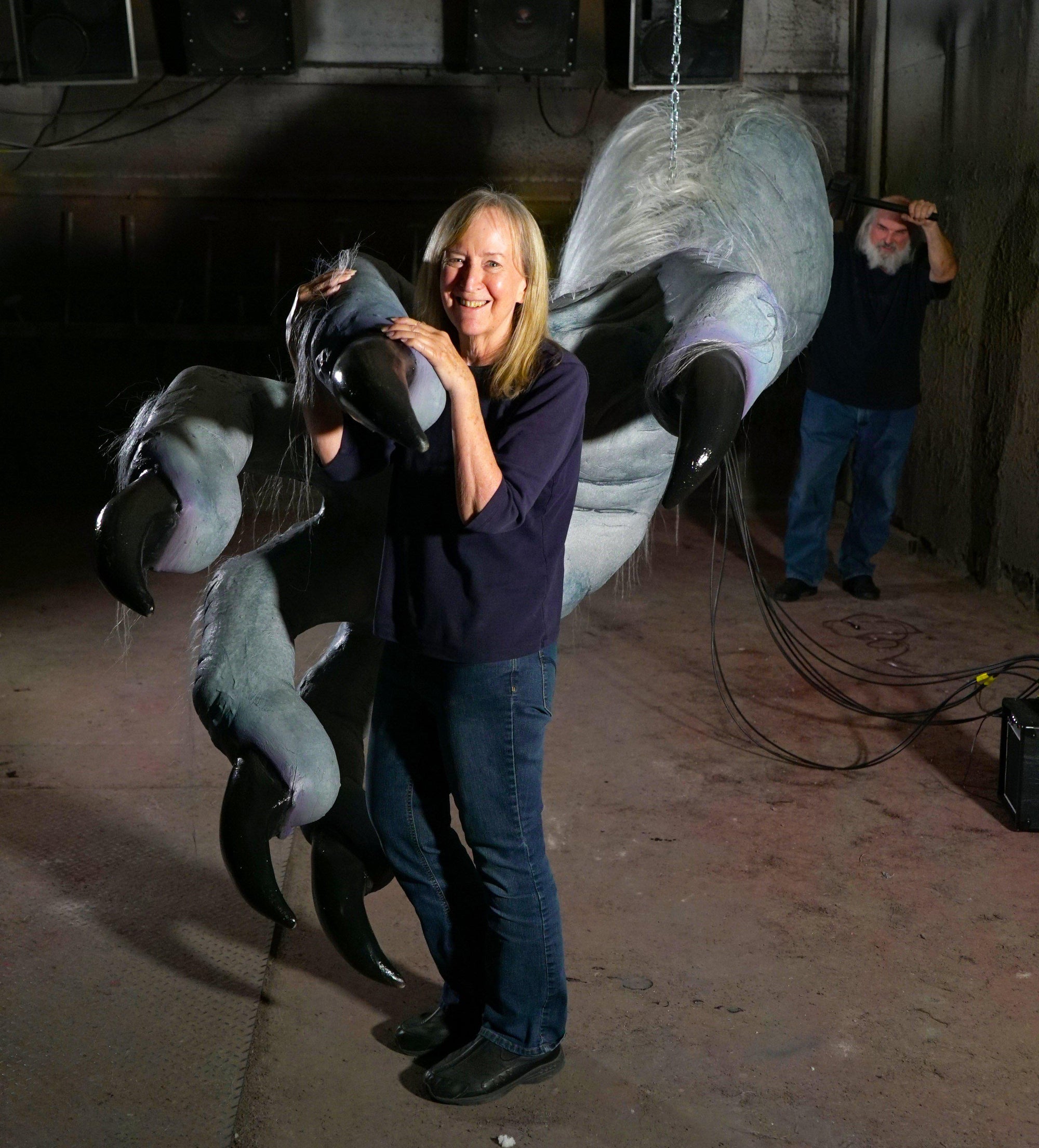 Yeti Monster Hand | Giant Animatronic Hand with Moving Fingers ...