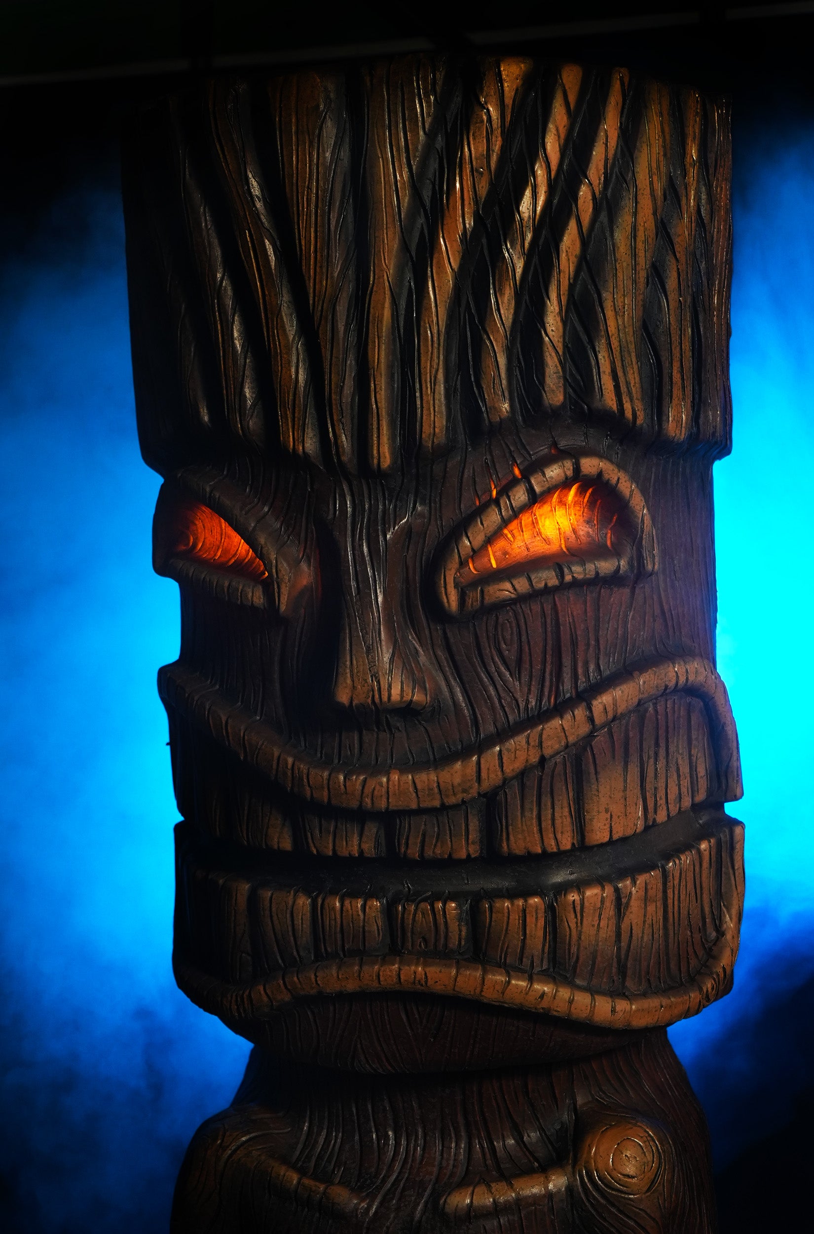 Tiki Statue Decoration for Party or Bar Stands 8 Feet Tall ...
