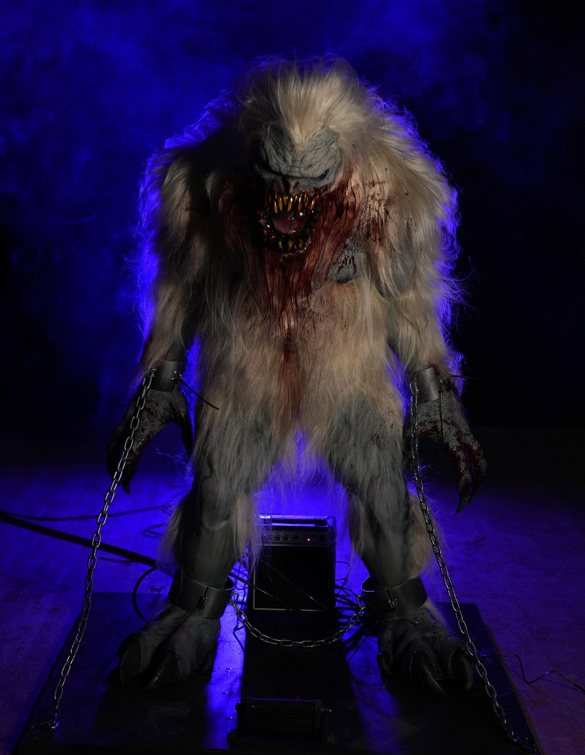 Yeti Professional Animatronic Scary Abominable Snowman – Distortions ...